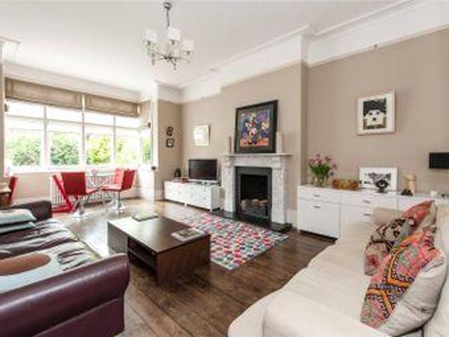 2 Bedrooms Flat for sale in Spring Grove Road, Richmond TW10