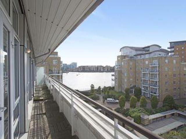 2 Bedrooms Flat for sale in St Davids Square, Canary Wharf, London E14
