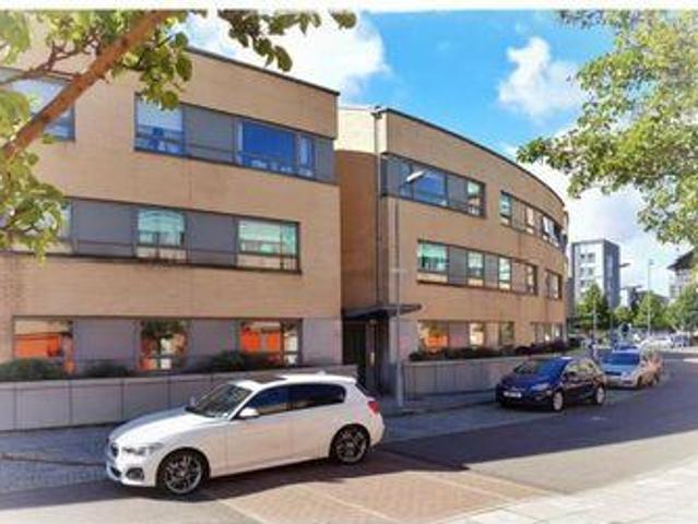 2 Bedrooms Flat for sale in St Francis Rigg, New Gorbals, Glasgow G5