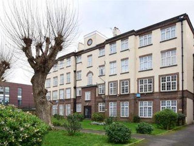 2 Bedrooms Flat for sale in St. James´s Road, Croydon, Surrey CR0