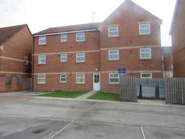 2 Bedrooms Flat for sale in St Leger Close, Dinnington, Sheffield S25