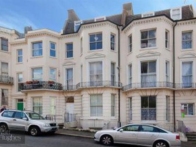 2 Bedrooms Flat for sale in St. Margarets Road, St. Leonards On Sea TN37