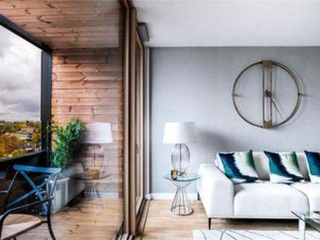 2 Bedrooms Flat for sale in St Mark´s Square, Bromley BR2