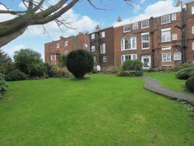 2 Bedrooms Flat for sale in St Stephens House, St Stephens Road, Canterbury CT2
