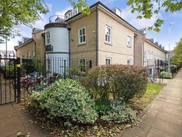 2 Bedrooms Flat for sale in St Pauls Place, St Pauls Walk, Cambridge CB1