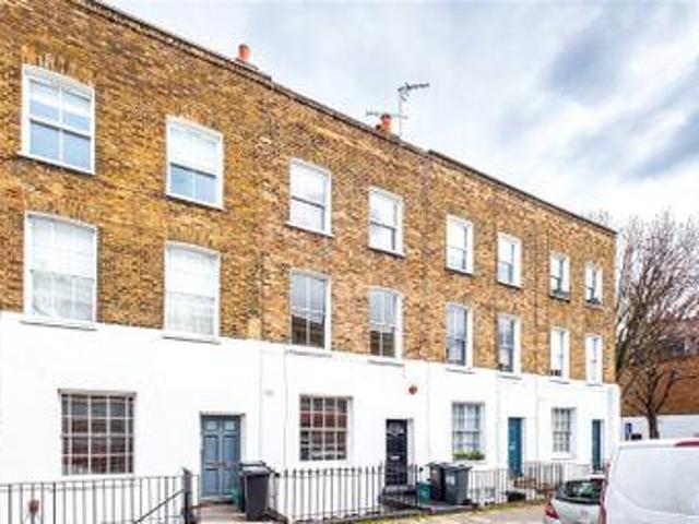 2 Bedrooms Flat for sale in St. Peter´s Street, London N1