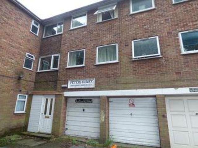 2 Bedrooms Flat for sale in St. Peters Court, London Road, Derby, Derbyshire DE24