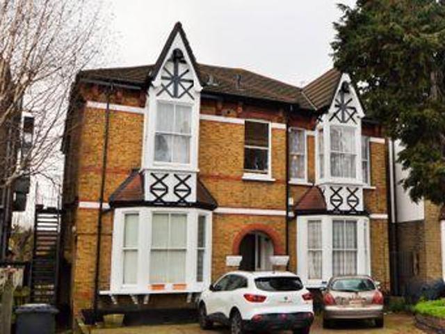 2 Bedrooms Flat for sale in St. Peters Road, Croydon CR0