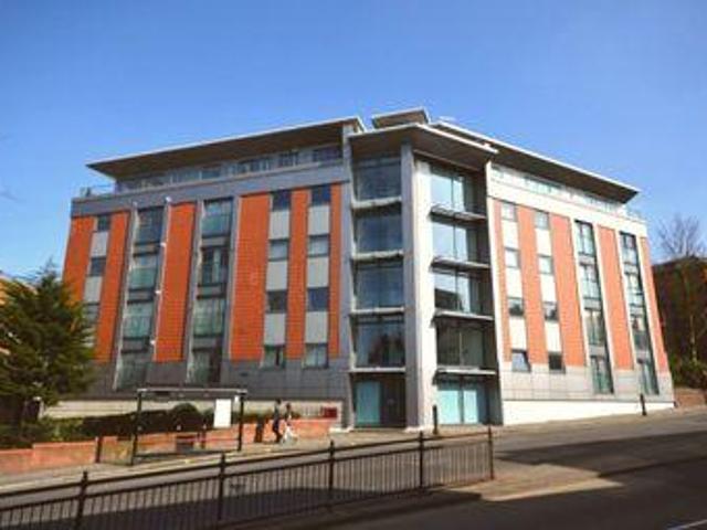 2 Bedrooms Flat for sale in Star Hill, Rochester ME1