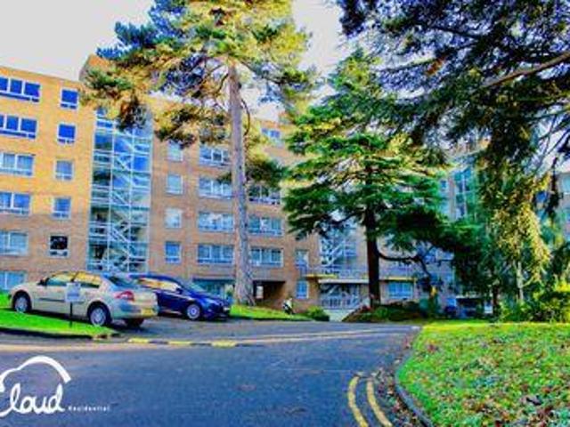 2 Bedrooms Flat for sale in Station Road, London NW4