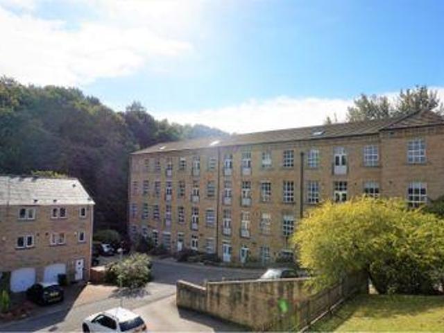 2 Bedrooms Flat for sale in Stepping Stones, Sowerby Bridge HX6