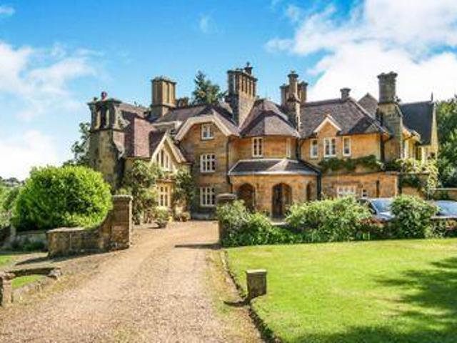 2 Bedrooms Flat for sale in Stockland Green Road, Tunbridge Wells TN3