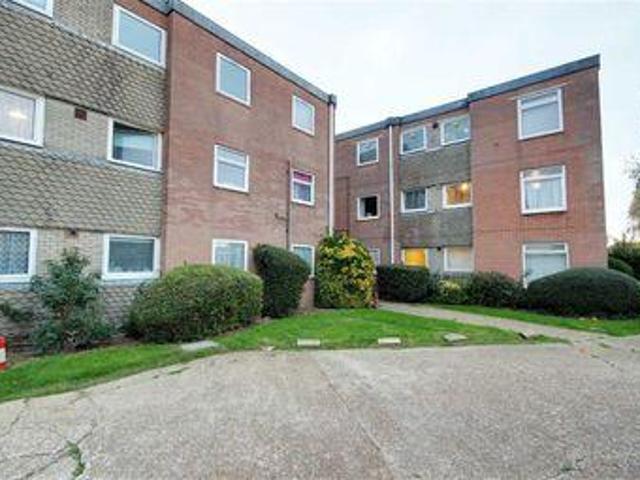 2 Bedrooms Flat for sale in Stonehurst Road, Worthing, West Sussex BN13