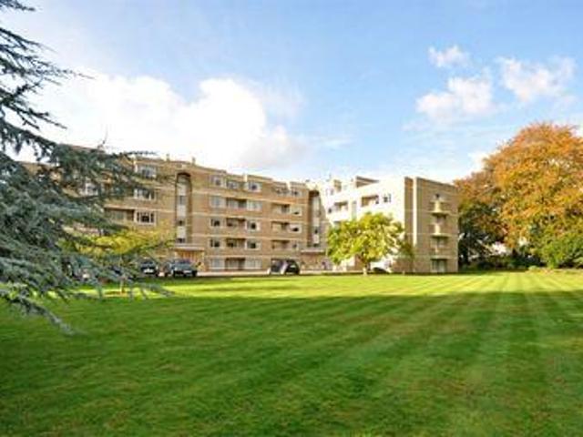 2 Bedrooms Flat for sale in Suffolk Square, Cheltenham, Gloucestershire GL50