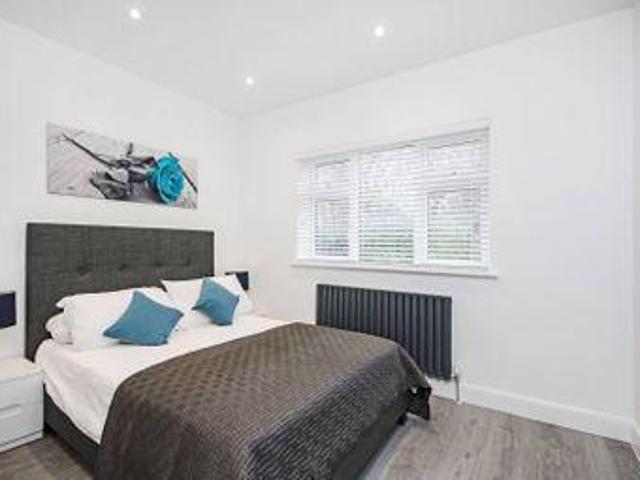 2 Bedrooms Flat for sale in Sunningfields Road, Hendon NW4