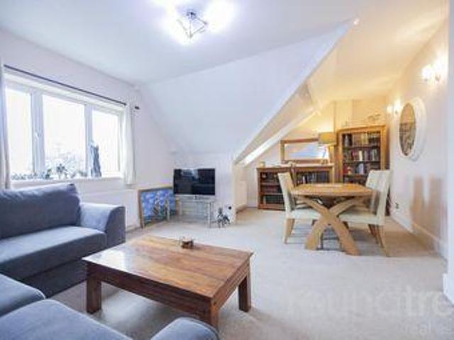2 Bedrooms Flat for sale in Sunningfields Road, London NW4