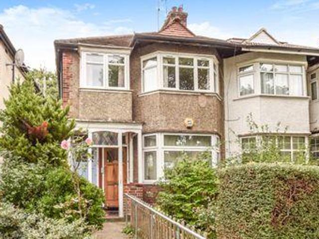 2 Bedrooms Flat for sale in Sunny Hill, Hendon NW4
