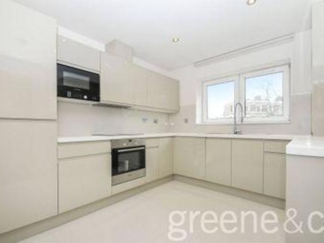 2 Bedrooms Flat for sale in Swallow Court, Admiral Walk, London W9