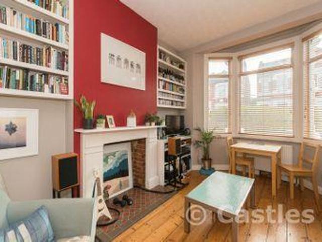 2 Bedrooms Flat for sale in Sydney Road, London N8