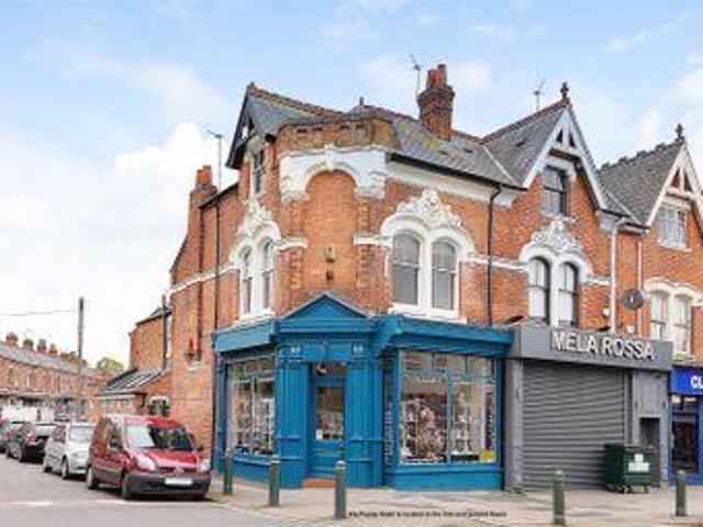 2 Bedrooms Flat for sale in Poplar Road, Kings Heath, Birmingham B14