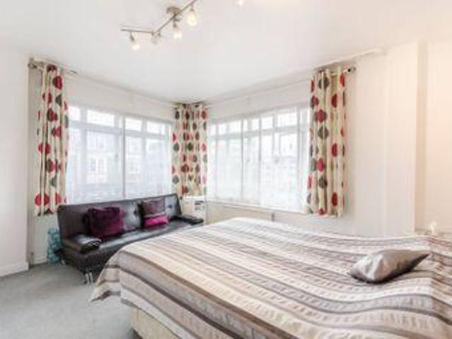 2 Bedrooms Flat for sale in Portsea Place, Hyde Park Estate W2