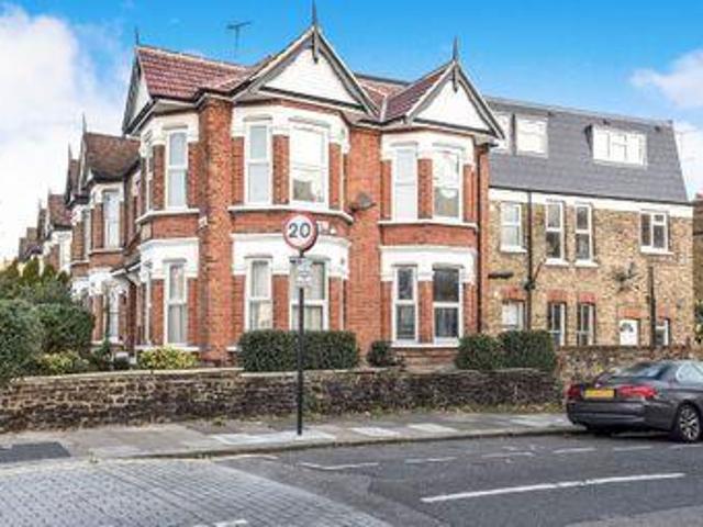 2 Bedrooms Flat for sale in Pavilion Terrace, Wood Lane, London W12