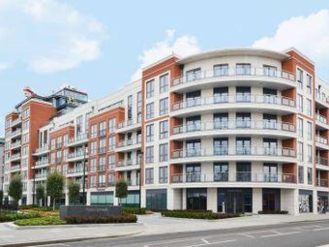 2 Bedrooms Flat for sale in Park Street, Chelsea Creek SW6