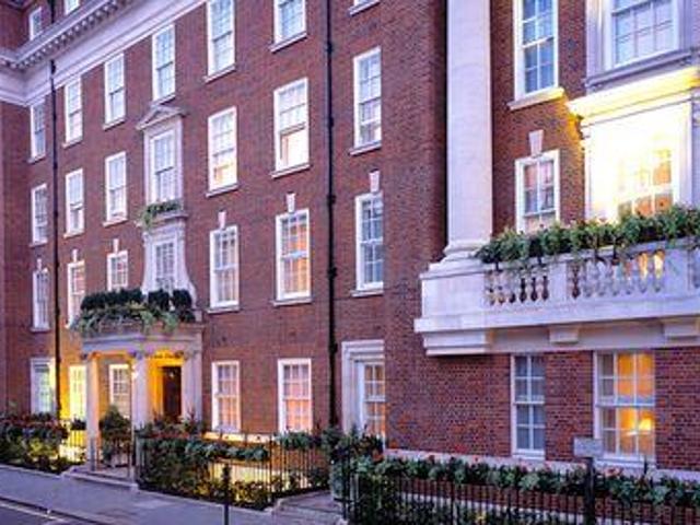2 Bedrooms Flat for sale in Park Street, Mayfair, London W1K