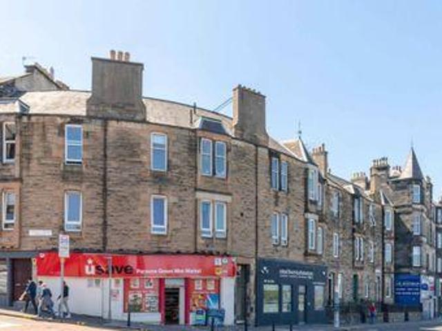 2 Bedrooms Flat for sale in Parsons Green Terrace, Meadowbank, Edinburgh EH8