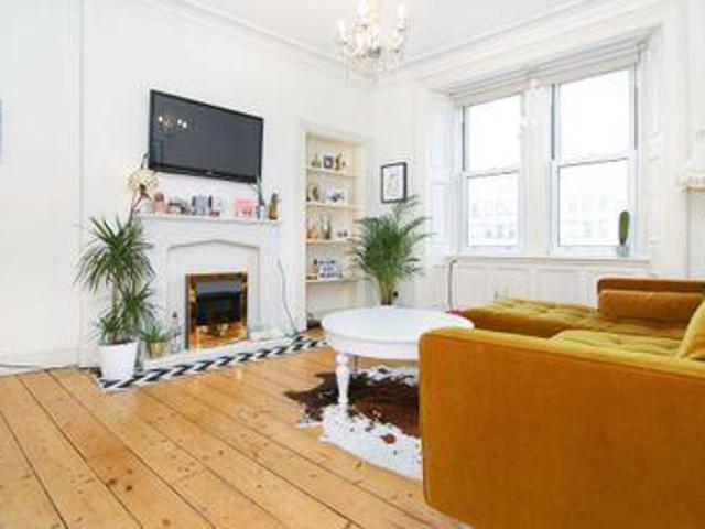 2 Bedrooms Flat for sale in Parsons Green Terrace, Edinburgh EH8