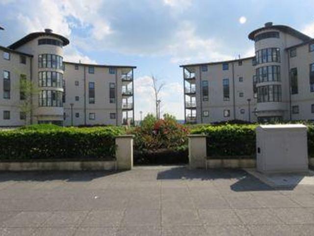 2 Bedrooms Flat for sale in Pasteur Drive, Swindon SN1
