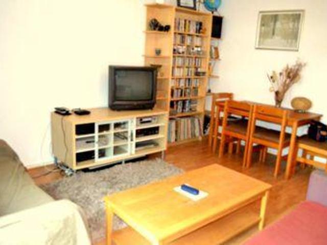 2 Bedrooms Flat for sale in Petticoat Square, City Of London E1