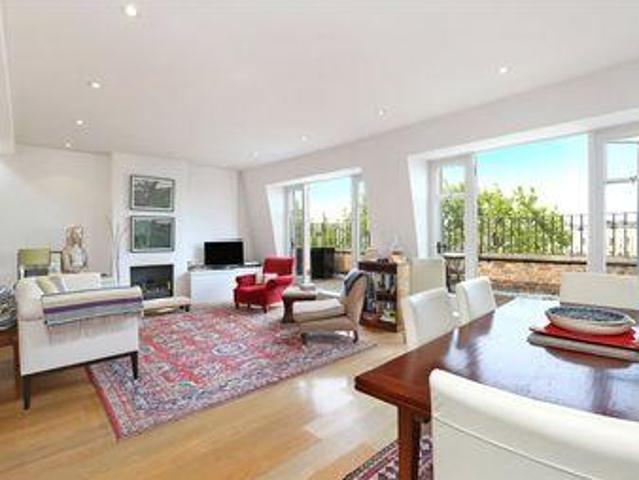 2 Bedrooms Flat for sale in Pembridge Crescent, London W11