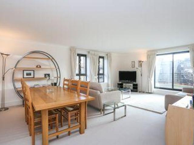 2 Bedrooms Flat for sale in Pembroke Road, London W8