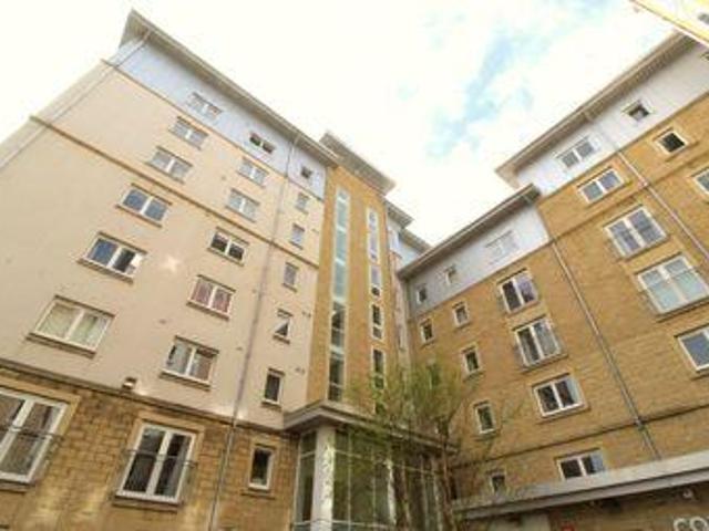 2 Bedrooms Flat for sale in Pilrig Heights, Edinburgh EH6