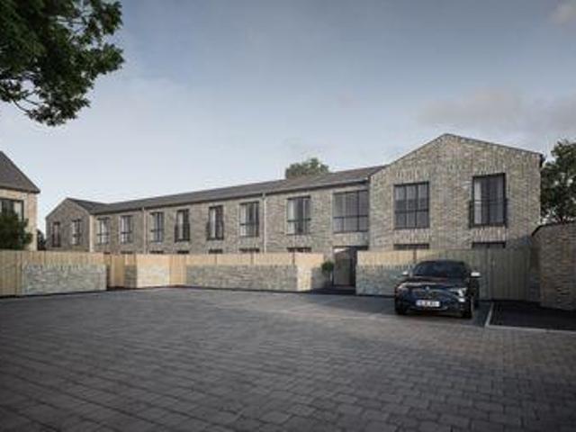 2 Bedrooms Flat for sale in Pipers Way, Swindon SN3