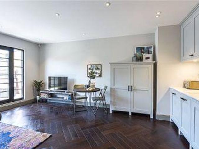 2 Bedrooms Flat for sale in Pratt Mews, Camden, London NW1