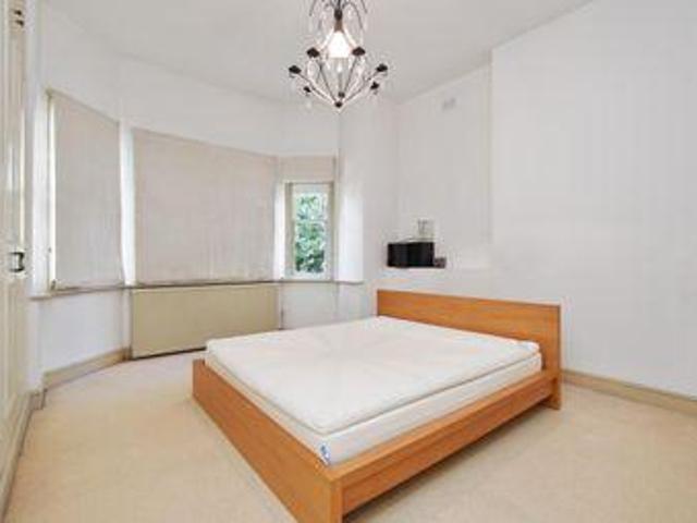 2 Bedrooms Flat for sale in Priory Road, South Hampstead NW6