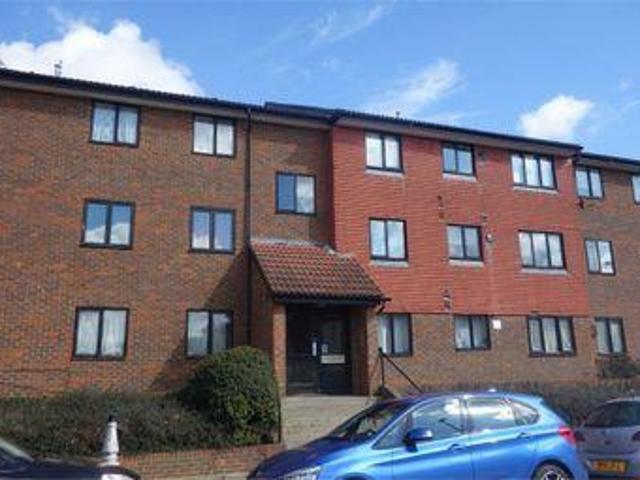2 Bedrooms Flat for sale in Princess Road, Croydon, Surrey CR0