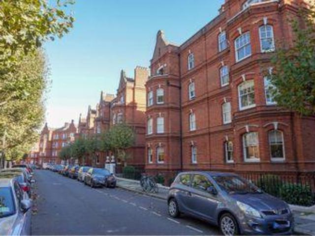 2 Bedrooms Flat for sale in Queen´s Club Gardens, Barons Court W14