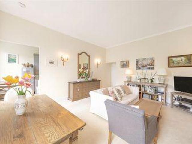 2 Bedrooms Flat for sale in Queen´s Gate Gardens, London SW7
