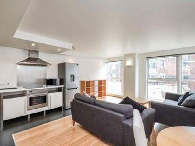 2 Bedrooms Flat for sale in Queens College Chambers, 38 Paradise Street, Birmingham, West Midlands B1