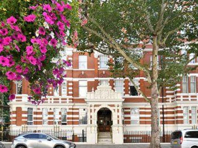 2 Bedrooms Flat for sale in Queens Gate, London SW7