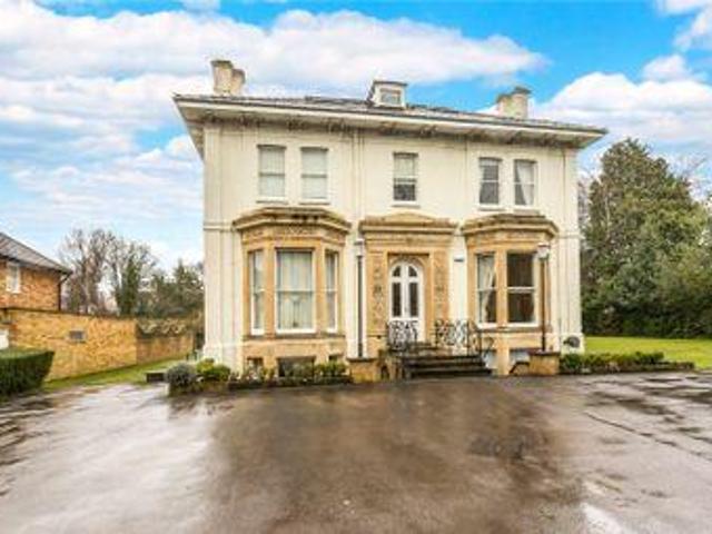2 Bedrooms Flat for sale in Queens Road, Cheltenham, Gloucestershire GL50