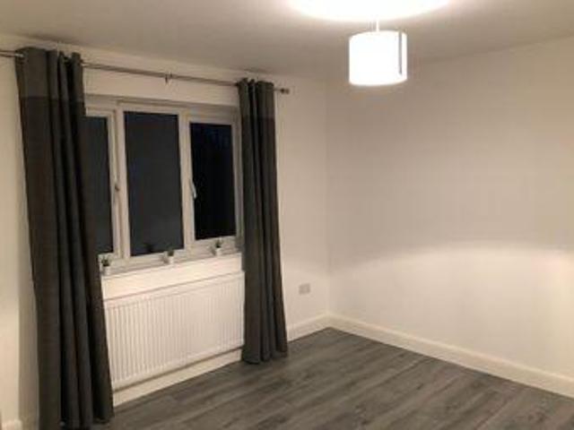 2 Bedrooms Flat for sale in Quinta Drive, Arkley, Barnet EN5
