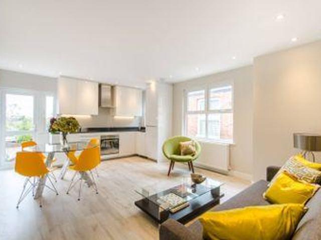2 Bedrooms Flat for sale in Roundwood Road, Willesden NW10