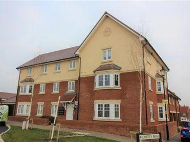 2 Bedrooms Flat for sale in Rowan Close, Great Denham, Bedford MK40