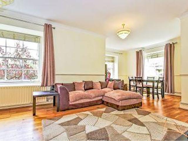 2 Bedrooms Flat for sale in Royal Herbert Pavilions, London SE18