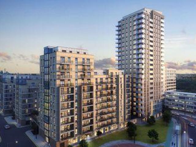 2 Bedrooms Flat for sale in Roden Street, London IG1