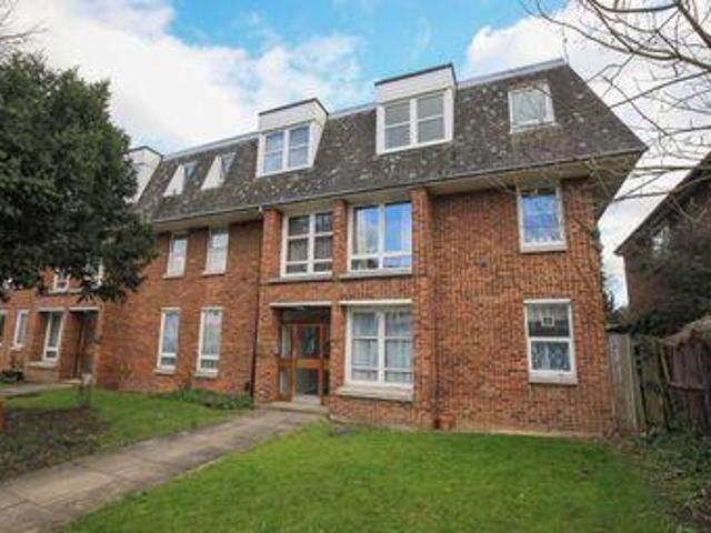 2 Bedrooms Flat for sale in Roebuck Court, Rodney Road, New Malden KT3